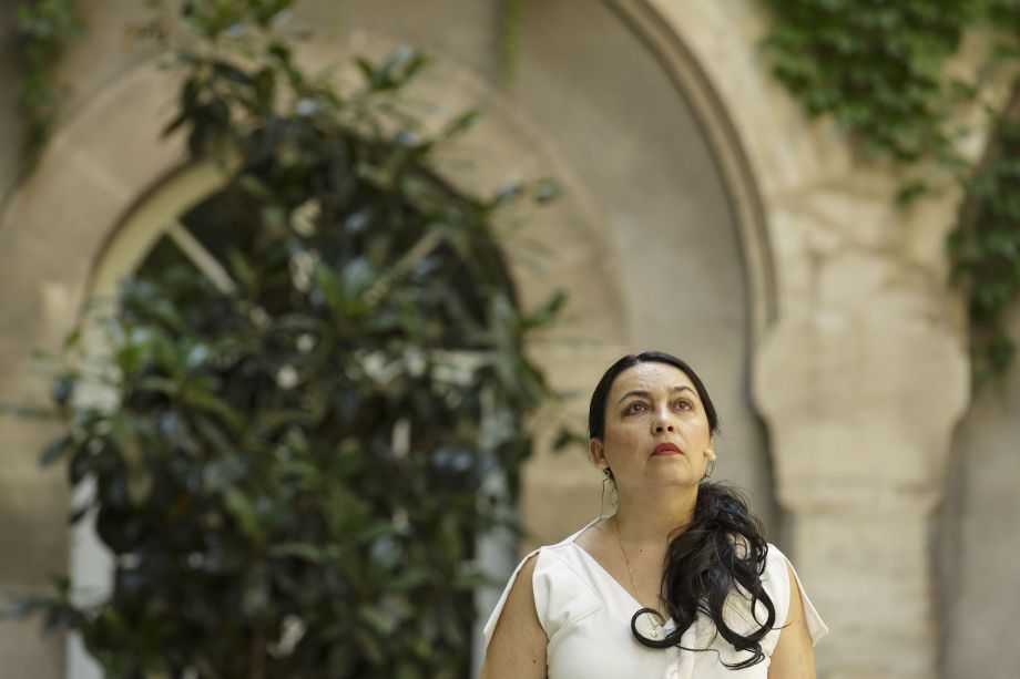 Et quand le soleil était au zénith, une voix transperçait le ciel ...